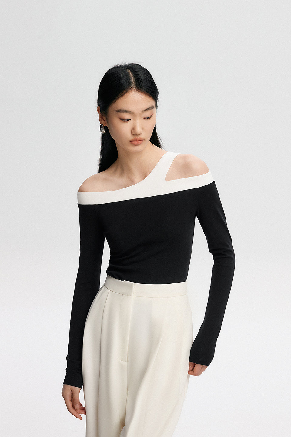 Asymmetric Strap Off Shoulder Top – nightcity clothing
